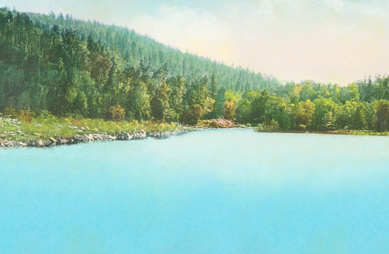 Cocktails- Lake Hour